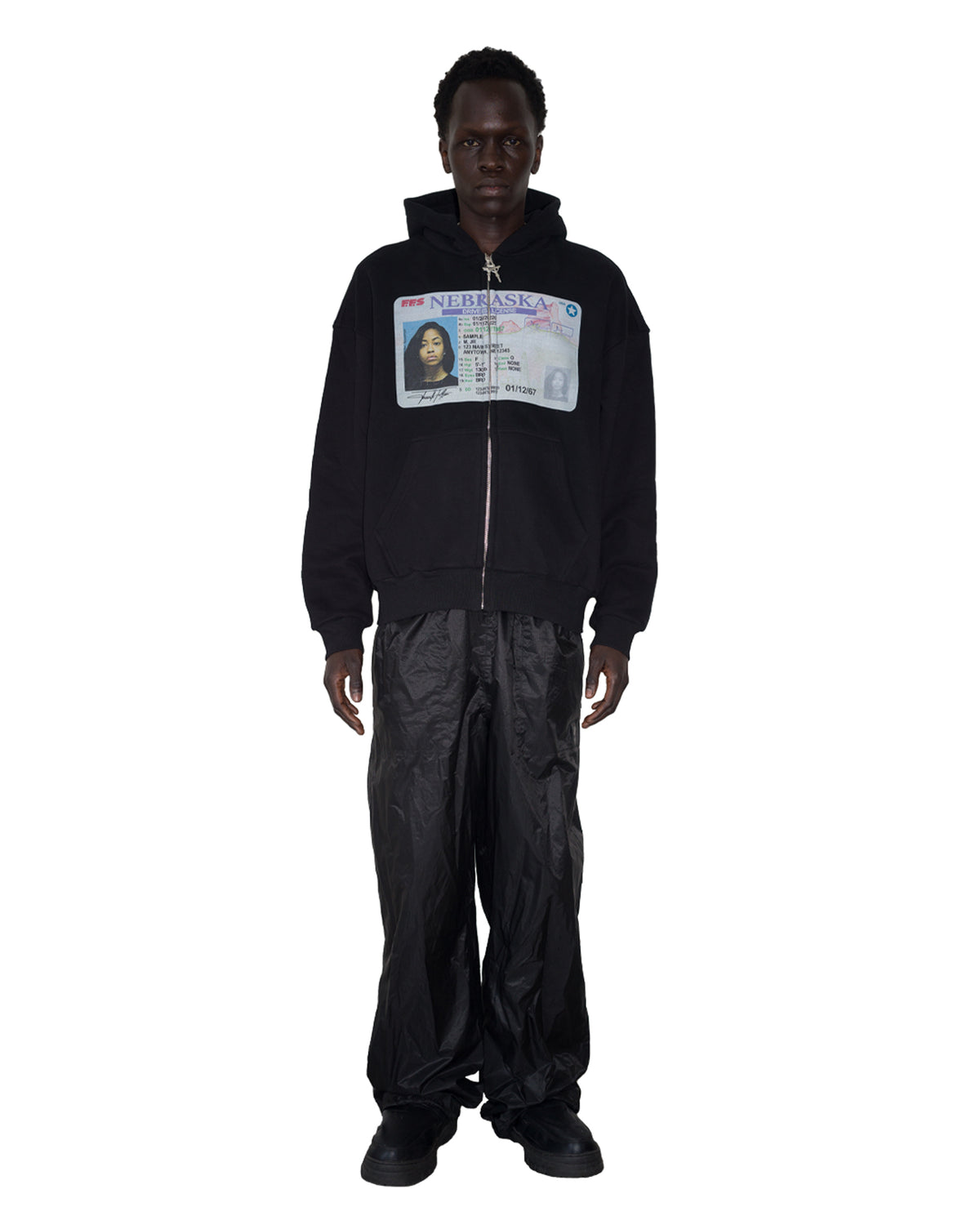 DRIVER LICENSE ZIP HOODIE BLACK